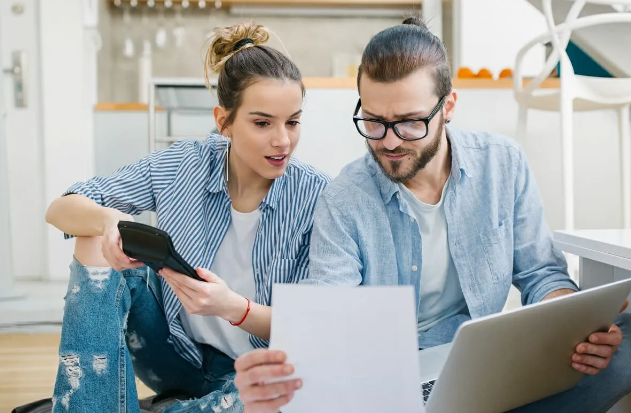 Navigating Investments in the USA: Smart Choices for Small Income ...